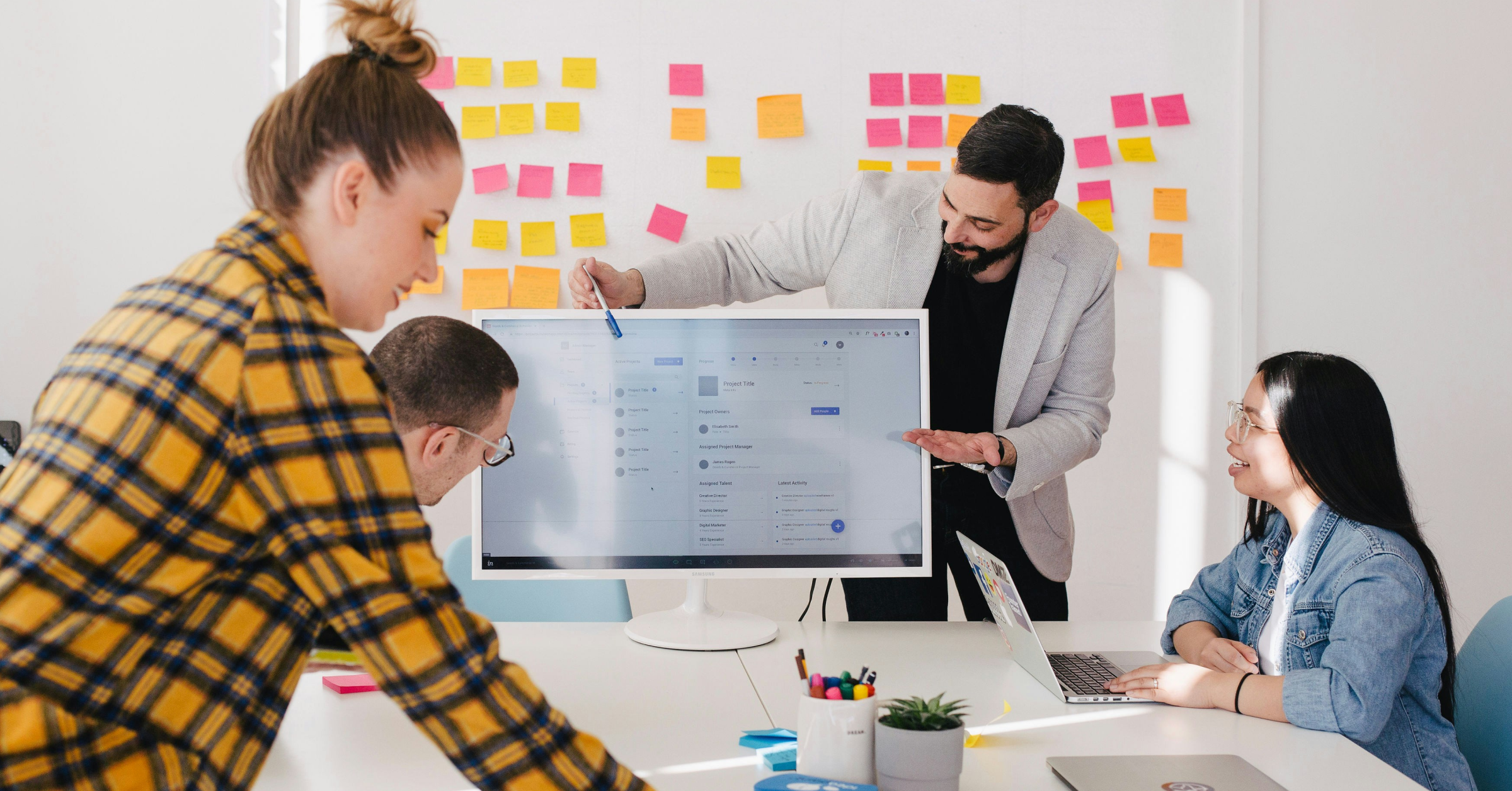 Explaining the 10 Essential CRM Features | Binary Studio